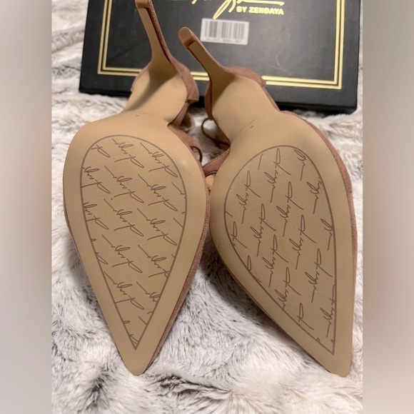 zendaya | Shoes | New Beautiful Blush Stilettos By Zendaya | Poshmark